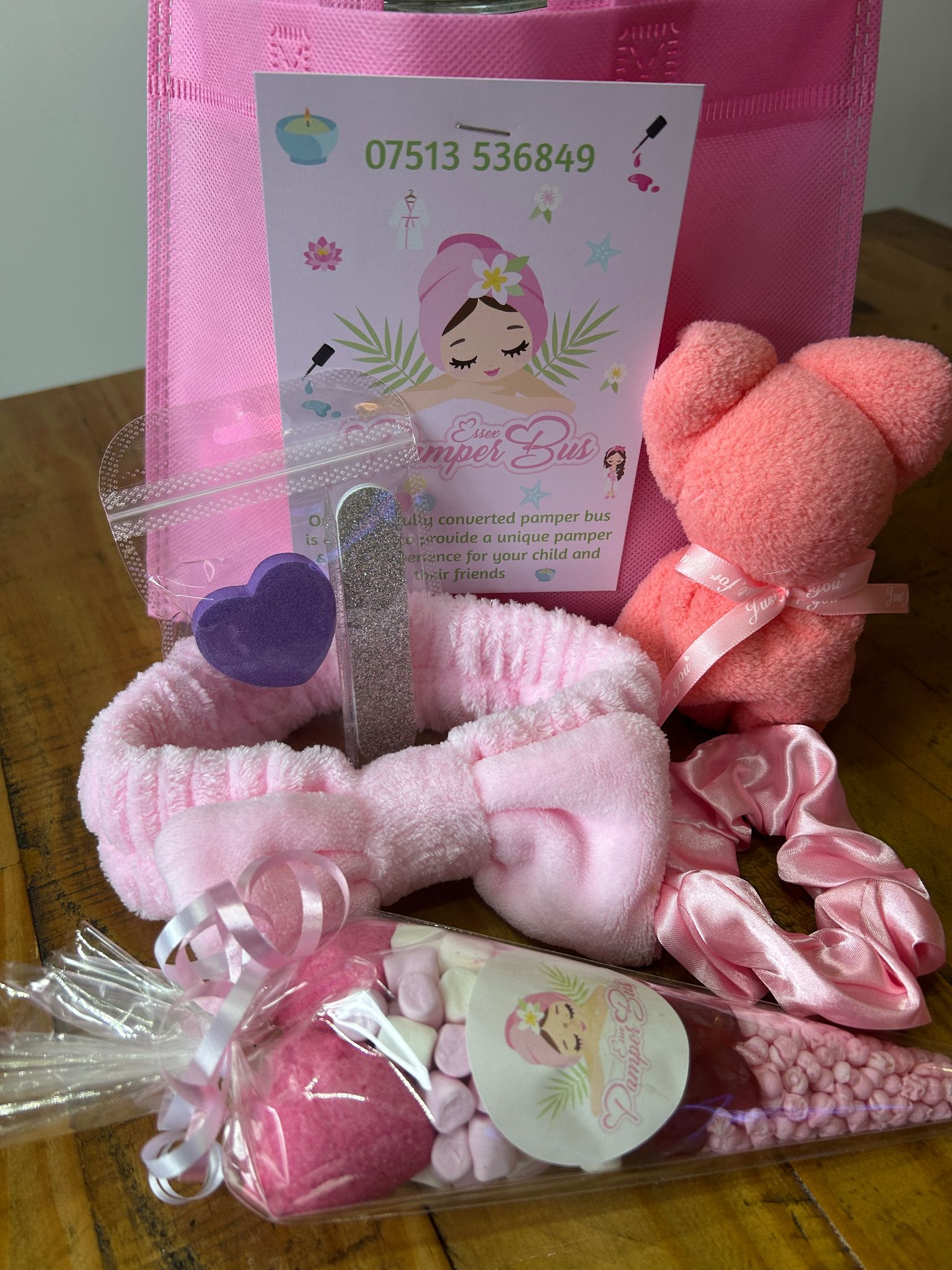 Children's Pamper Parties Bus with Essex Pamper Bus